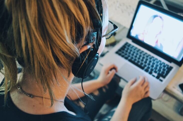 5 online teaching companies that don't require experience | Teach Away